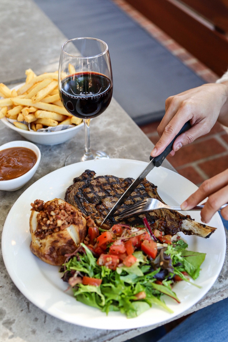 Norman Hotel Restaurant Menu