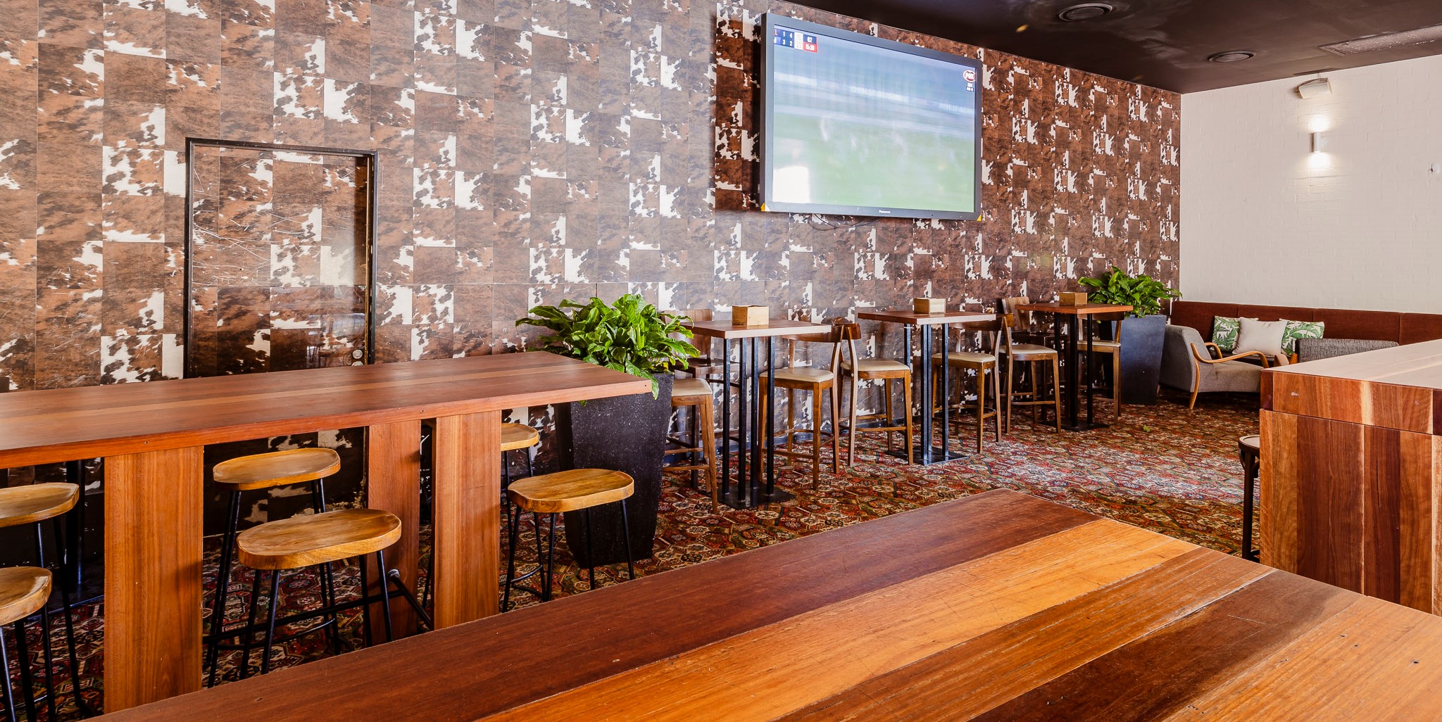 Functions - Norman's Bar - The Norman Hotel